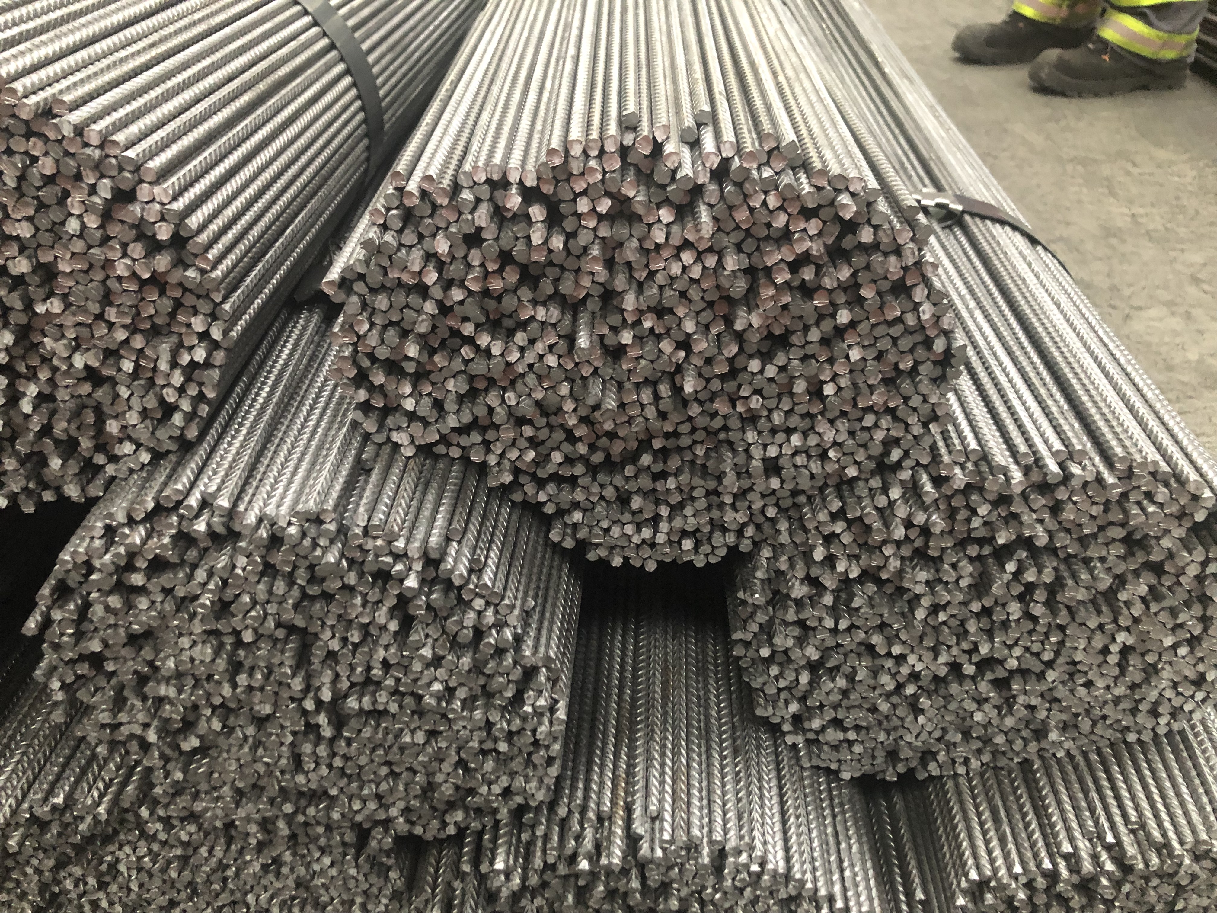 Reinforcing bars, cold-formed | FERALPI STAHL